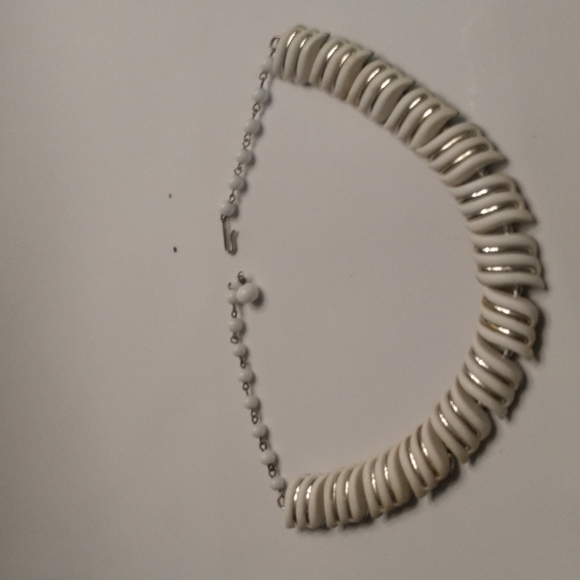 Coro | Jewelry | Coro Chocker Ivory Lucite And Goldtone Wave Shaped 95s ...